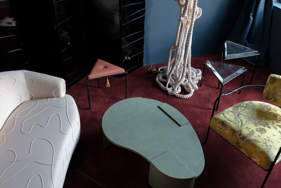 Triangle Bunching Table, Medium – Cuff Studio